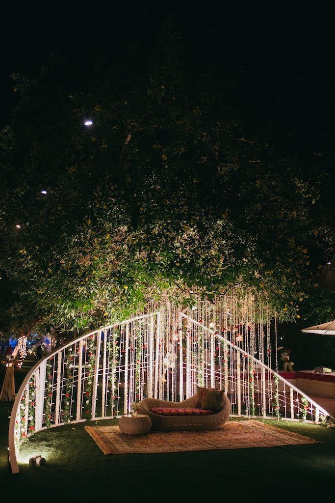 Unique Stage Decoration Ideas That'll Transform Your Wedding | WedMeGood