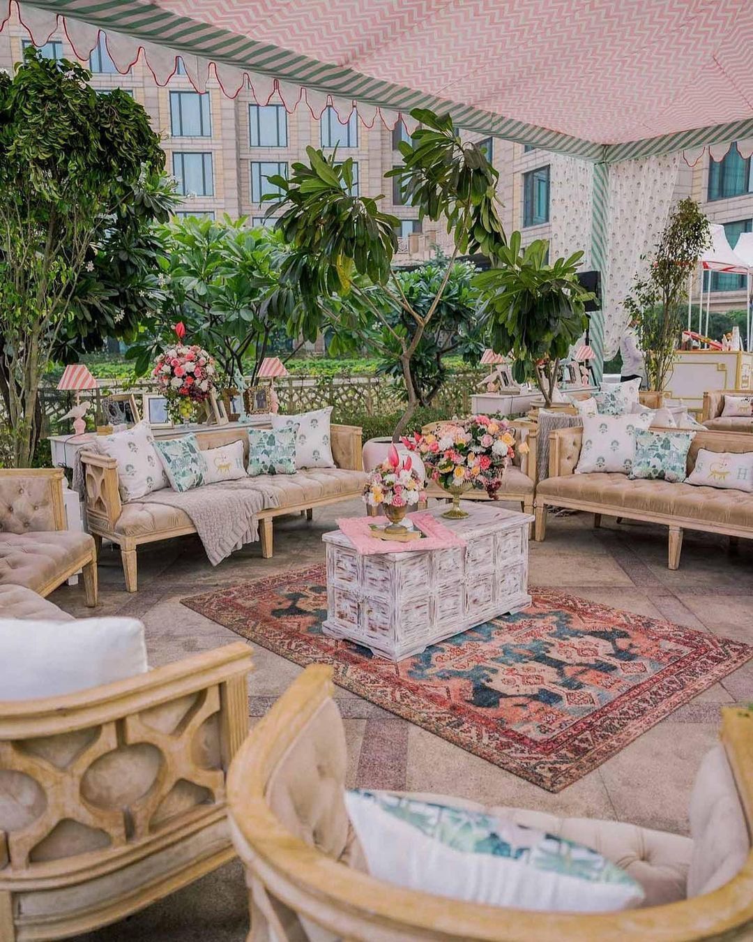 Are Bridal Lounges The New D cor Trend For 2022 2023 Weddings Are Bridal Lounges The New D cor Trend For 2022 2023 Weddings