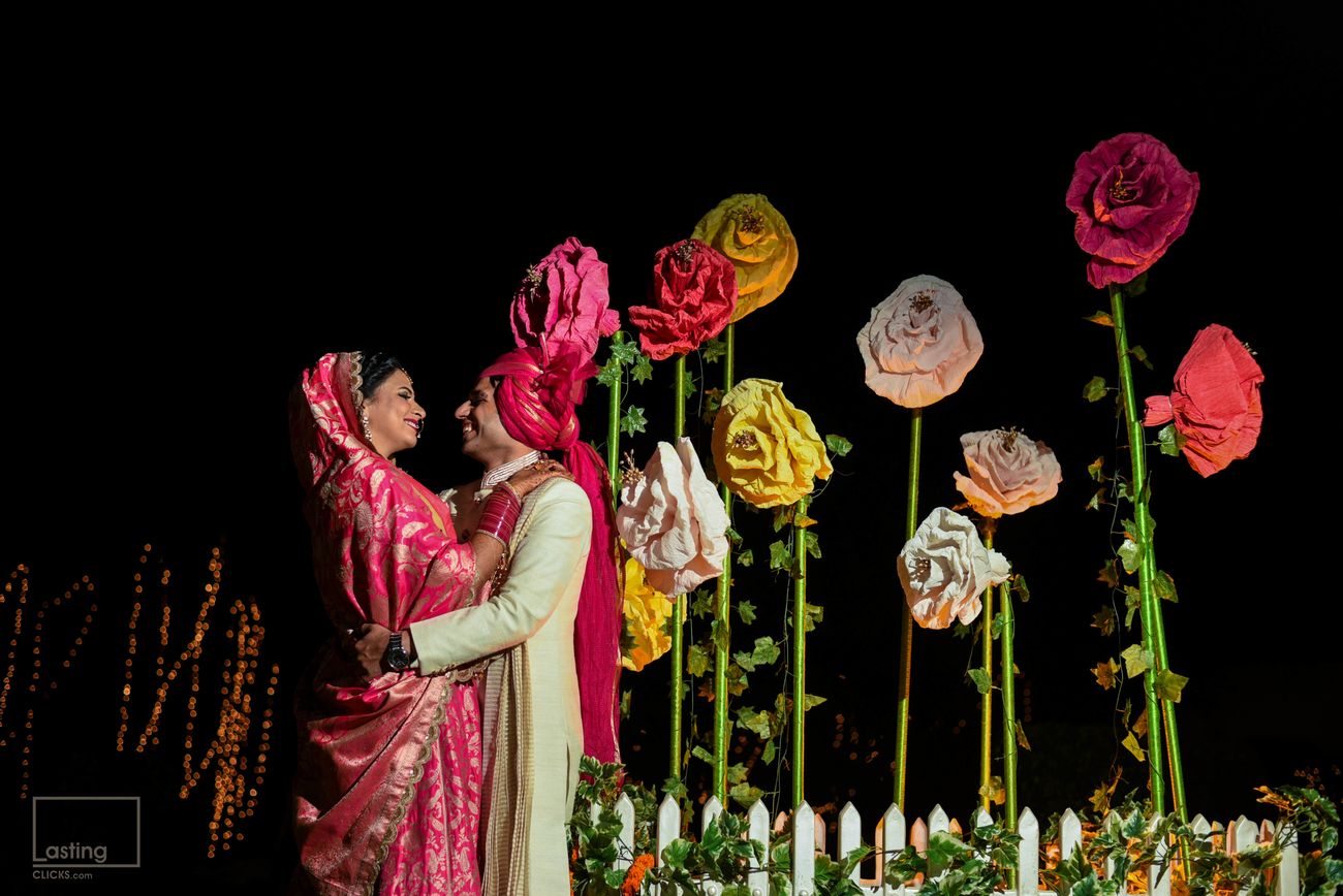#Trending – Statement Oversized Floral Décor For Your Wedding! | WedMeGood