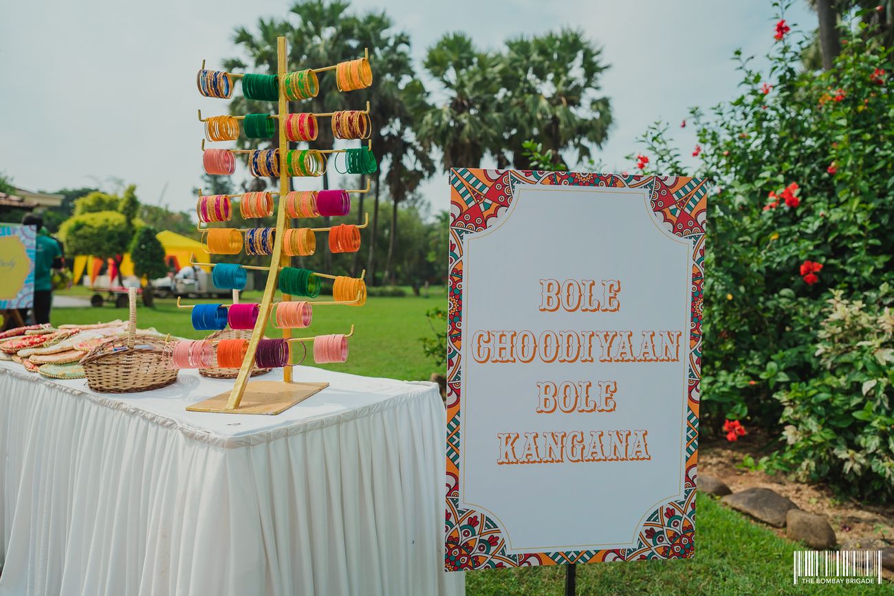 Elegant Goa Wedding By The Beach With A Gorgeous Mehendi Lehenga ...