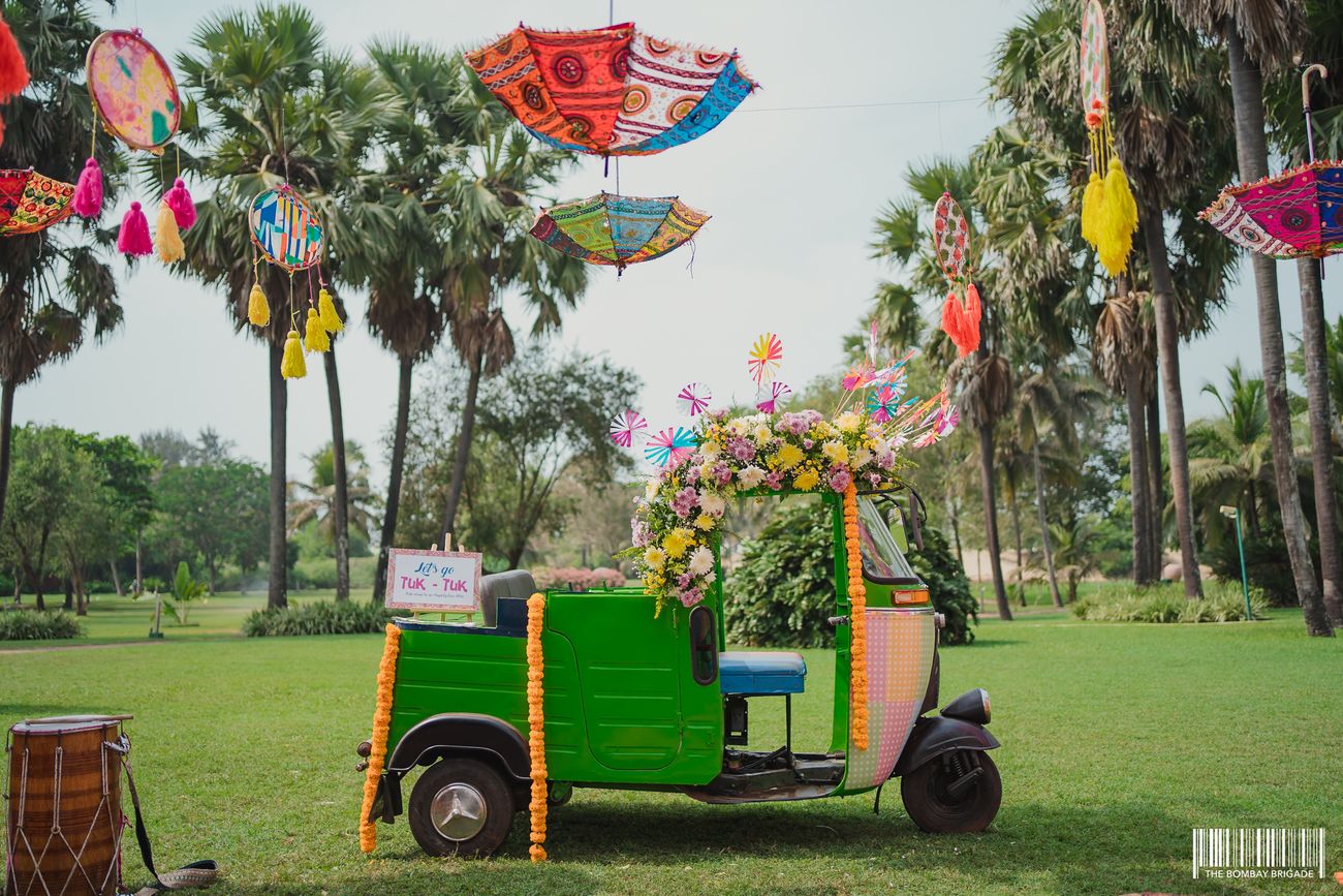 Elegant Goa Wedding By The Beach With A Gorgeous Mehendi Lehenga ...