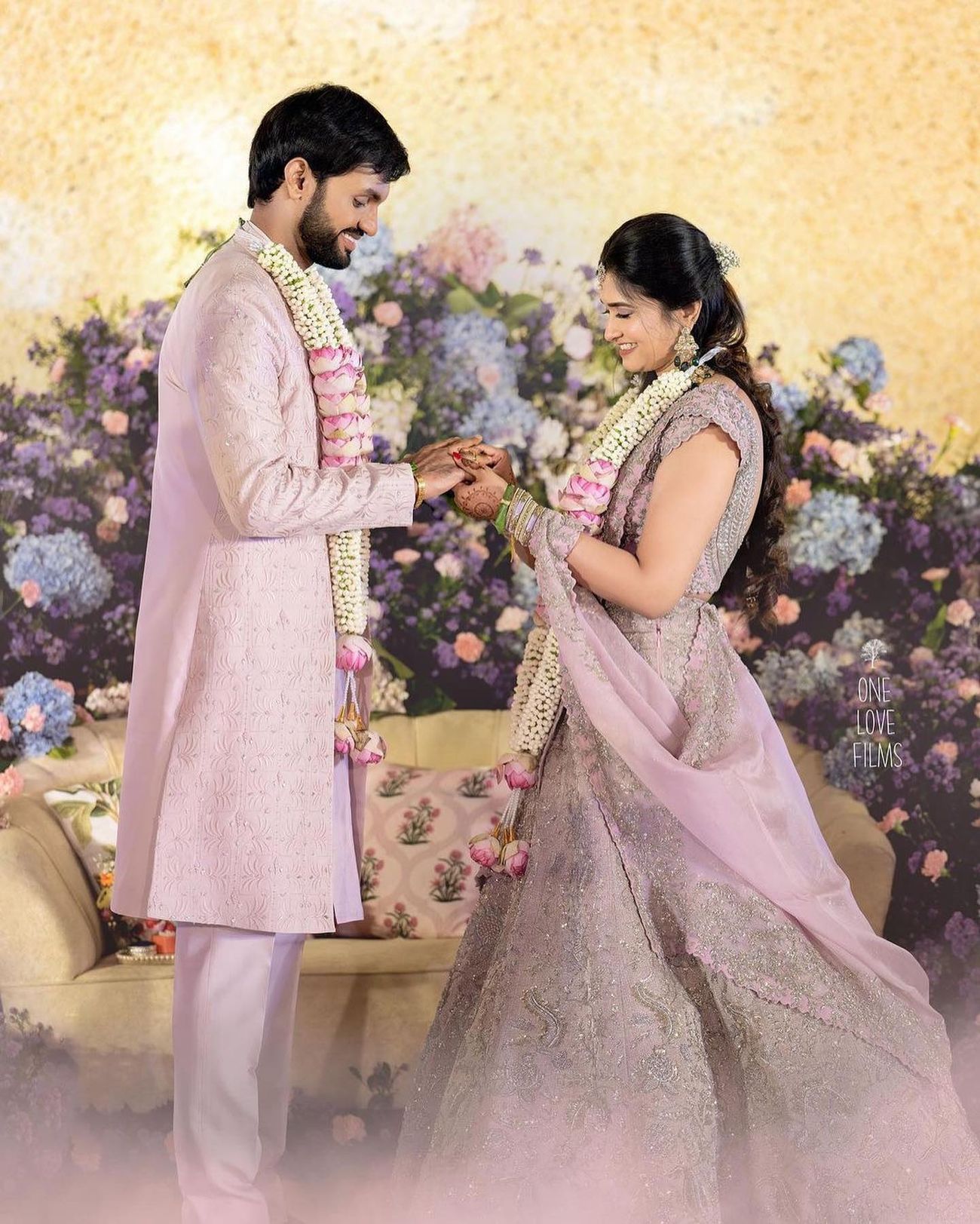 Swoon-worthy Engagement Outfit Ideas Other Than Silk Sarees | WedMeGood