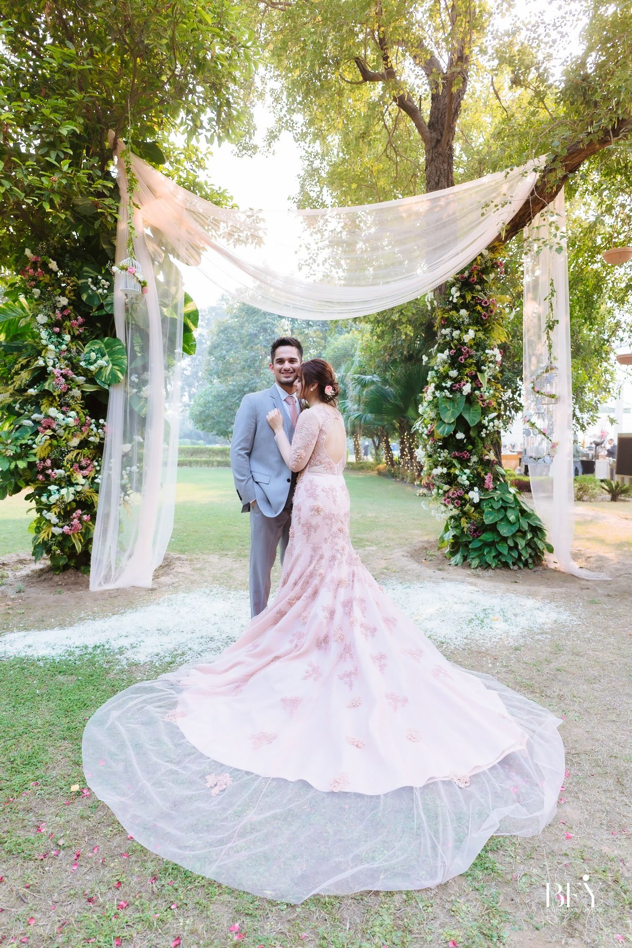 Stunning At-Home Weddings That We Gave Our Hearts To! | WedMeGood