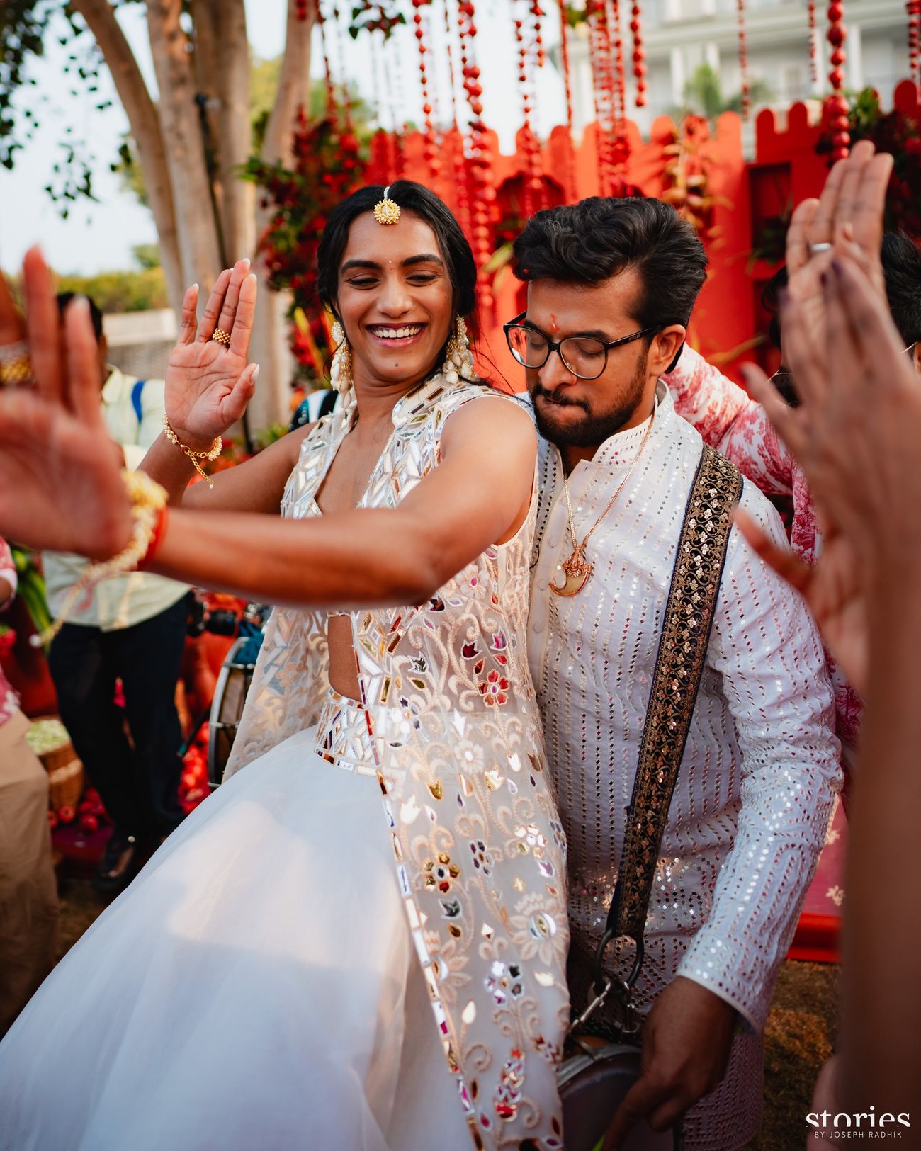 Bridal Breakdown: PV Sindhu in Manish Malhotra & Sabyasachi | WedMeGood