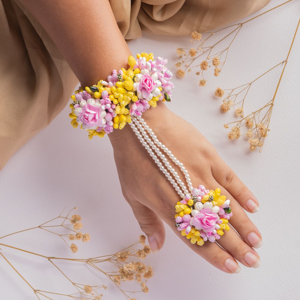 The Next Wave Of Floral Jewellery Is Making Us Swoon! | WedMeGood