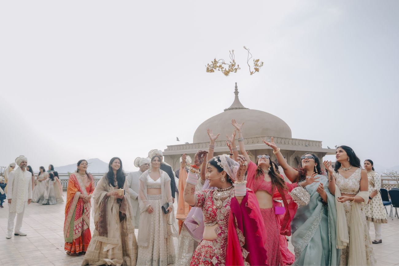 Jaipur Wedding With A Gorgeous Lotus Mandap & Musical Pheras! | WedMeGood