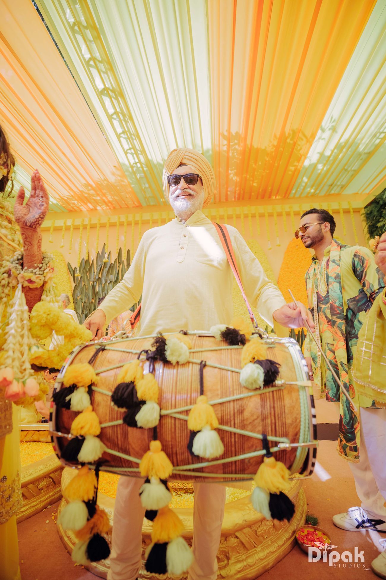 A Goa Wedding That's Bursting With Colour, Style & Stunning Details ...