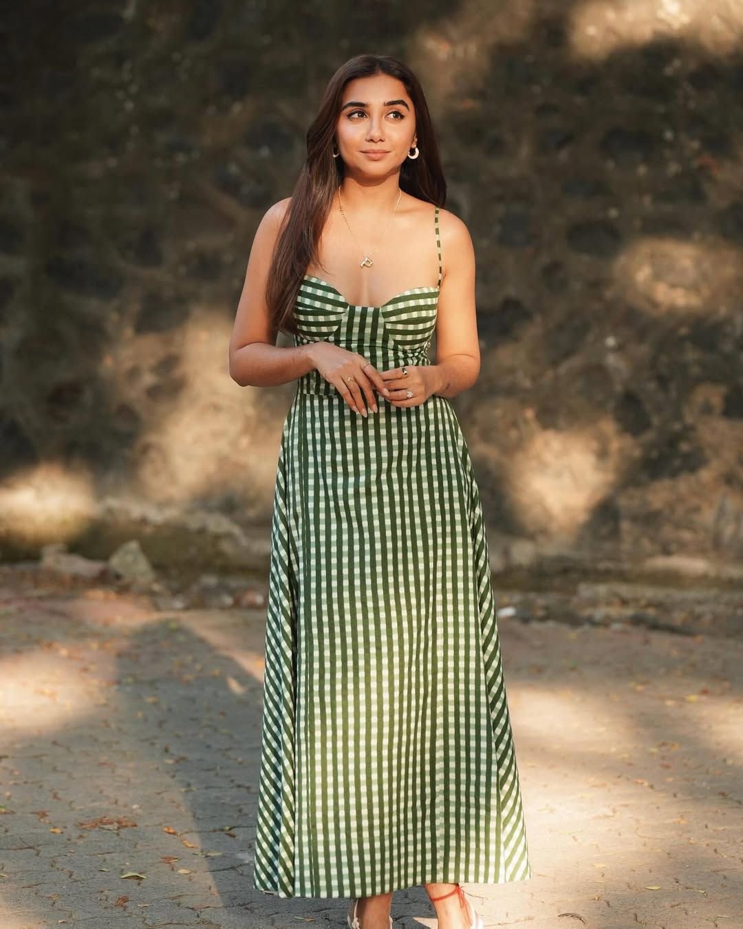 10+ Brands For The Most Fun Bachelorette Outfits That Are Not From H&M ...