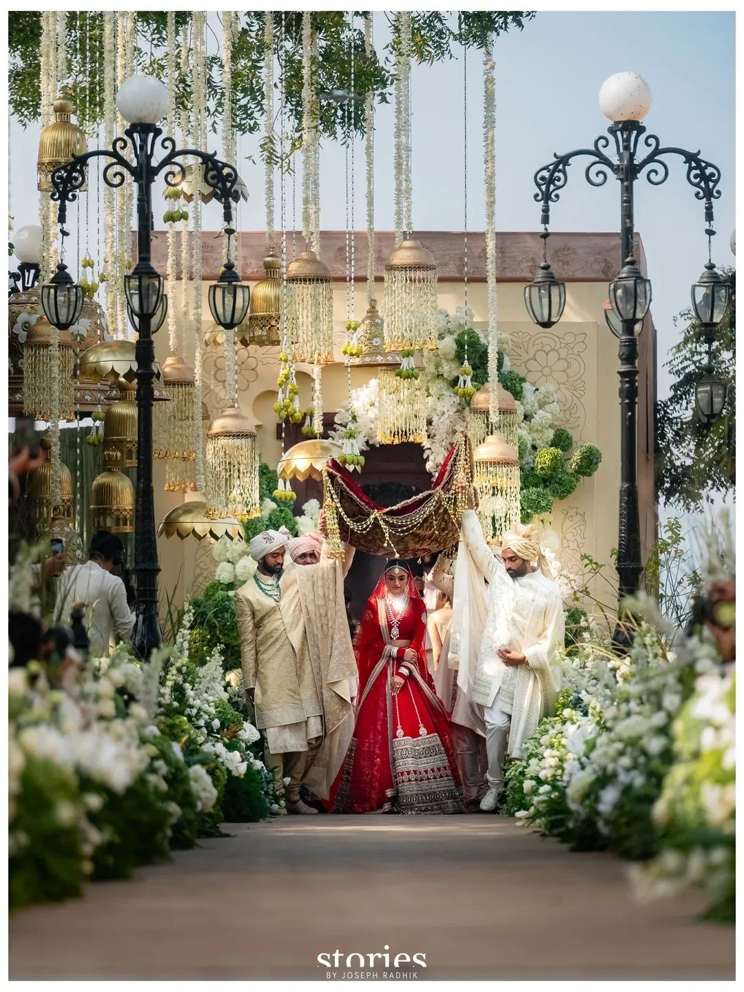 Inside the Billionaire Wedding Of Netra Mantena That Stopped Udaipur in ...