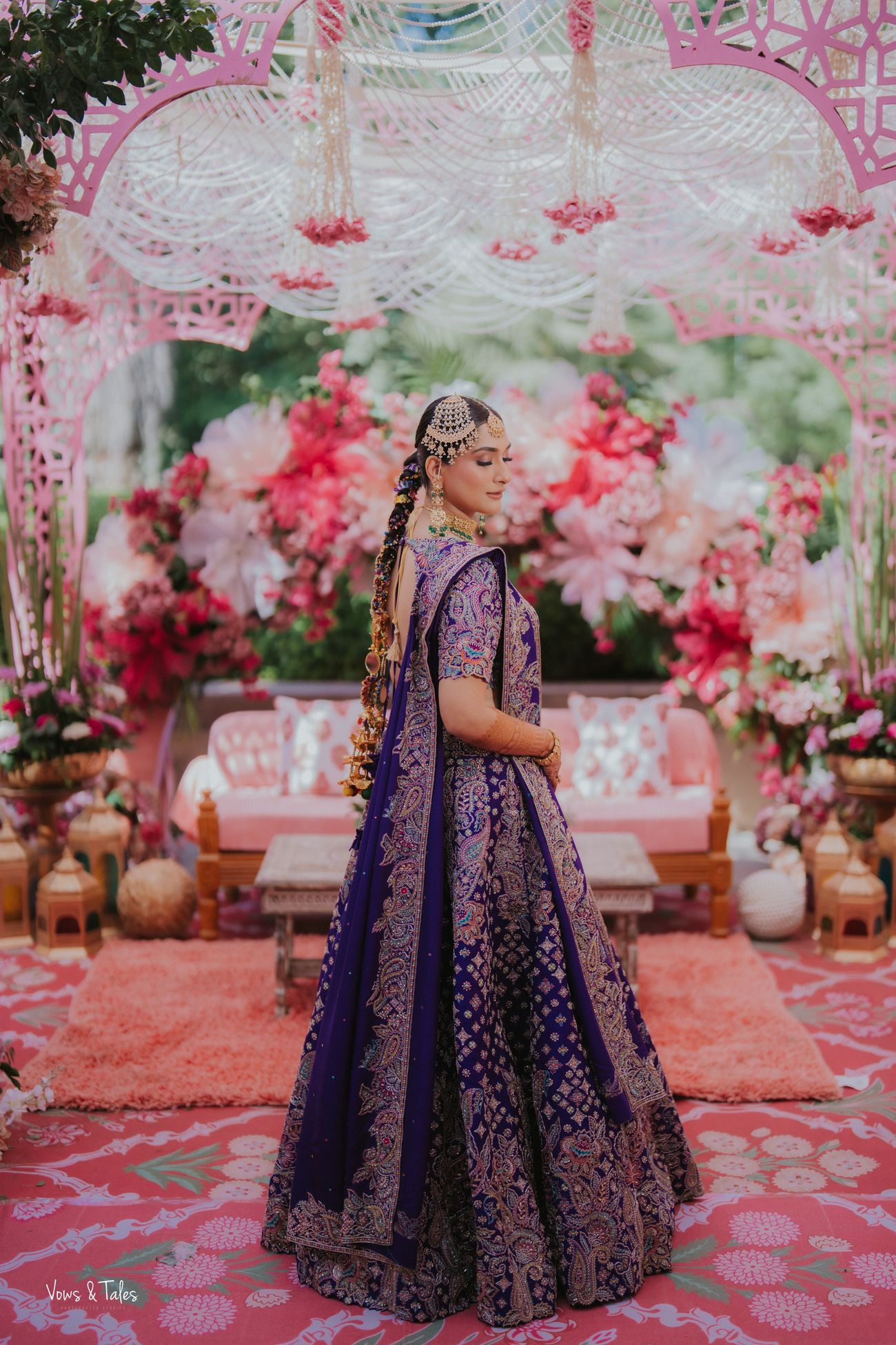 This Wholesome Punjabi Wedding Came With A Mehendi Look That Stole The ...