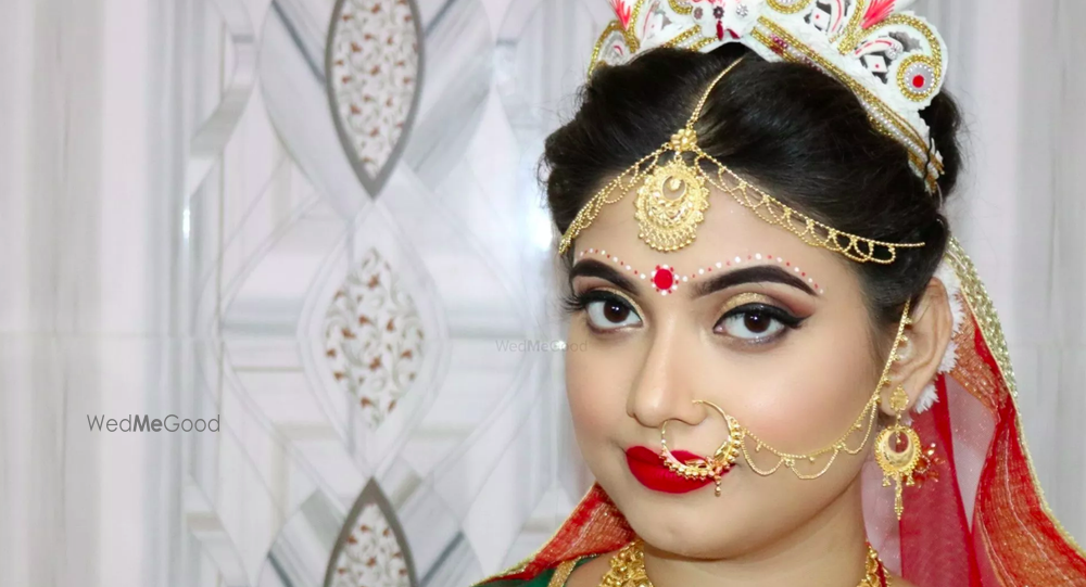 Barsha Patra Makeovers - Price & Reviews | Kolkata Makeup Artist