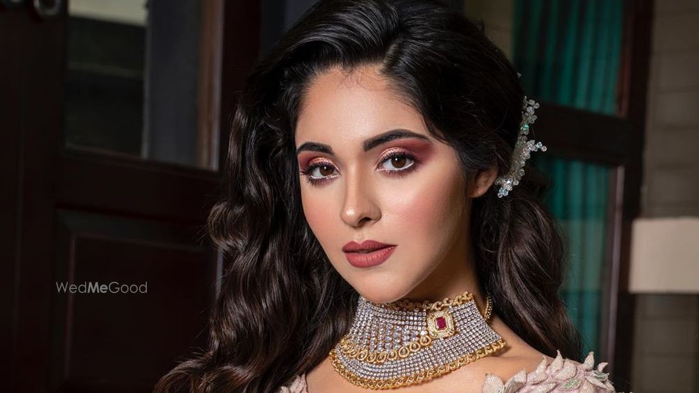 Inaara Beauty Studio - Price & Reviews | Delhi NCR Makeup Artist