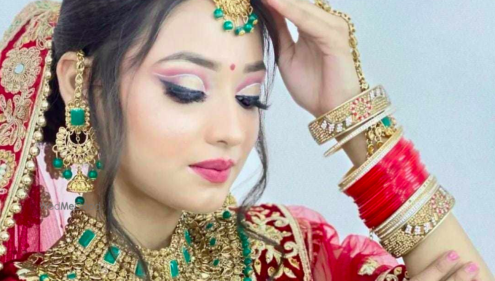Isha Makeover - Price & Reviews | Delhi NCR Makeup Artist