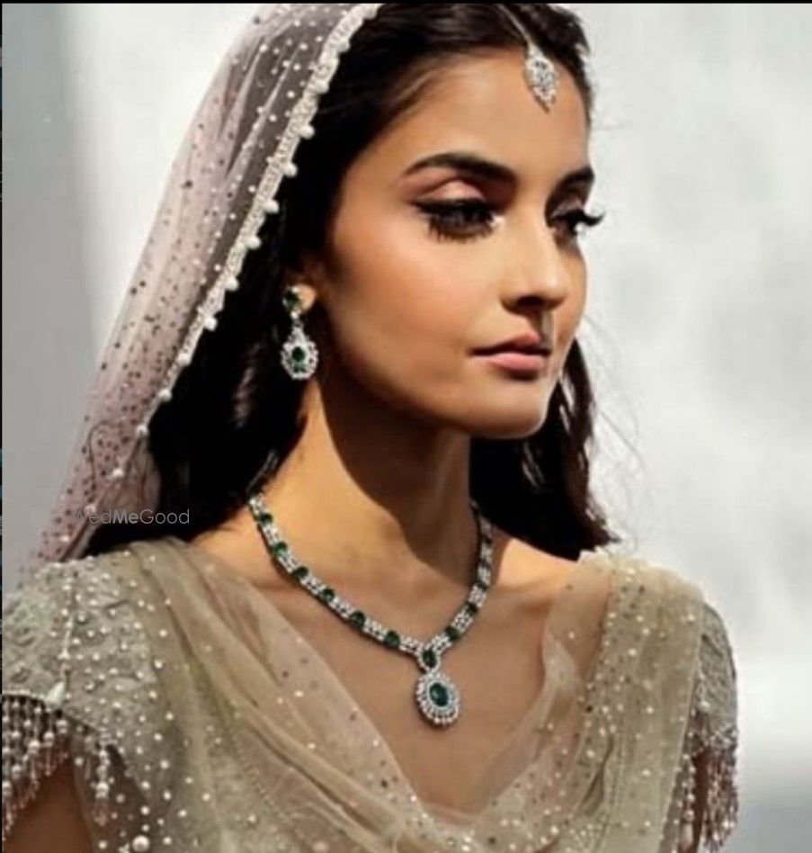 Bindu Goswami - Price & Reviews | Delhi NCR Makeup Artist