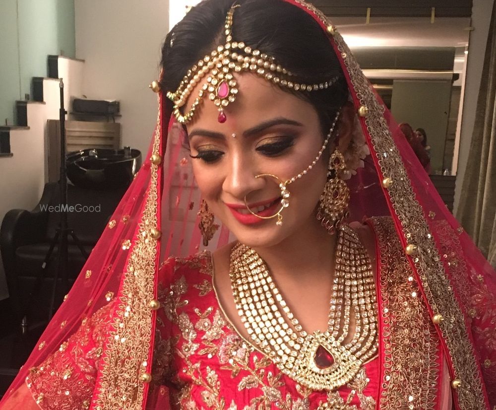 Makeovers By Divya Arora - Price & Reviews | Delhi NCR Makeup Artist