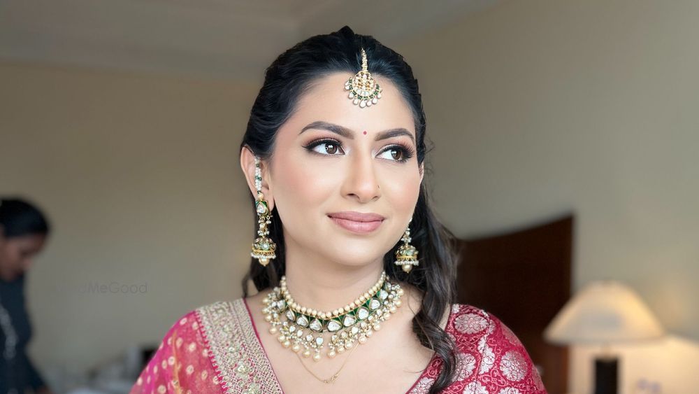 Makeovers By Divya Arora - Price & Reviews | Delhi NCR Makeup Artist