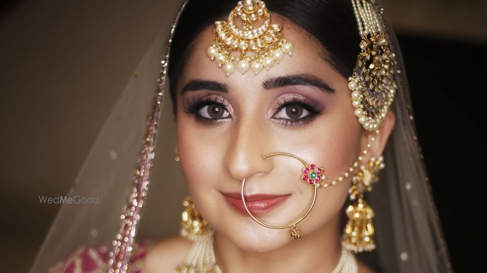 Anjali Khandelwal Official - Price & Reviews | Delhi NCR Makeup Artist