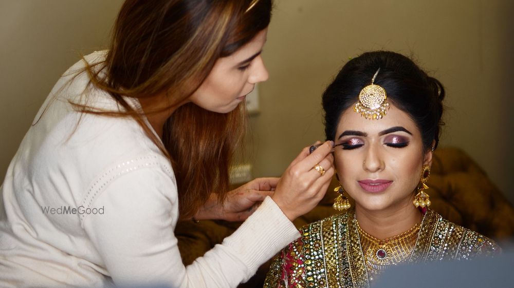Disha Narang - Price & Reviews | Delhi NCR Makeup Artist