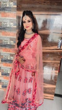 Gloria Makeovers - Price & Reviews | Mumbai Makeup Artist