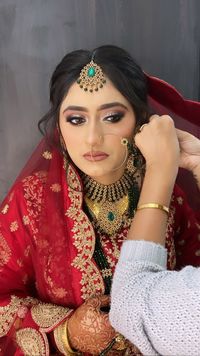 Gloria Makeovers - Price & Reviews | Mumbai Makeup Artist