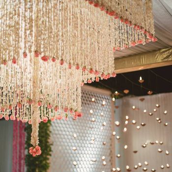 Photo of Unique mehendi theme in light pink