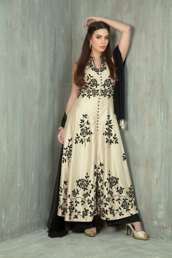 Portfolio of Benzer | Bridal Wear in Mumbai - Wedmegood