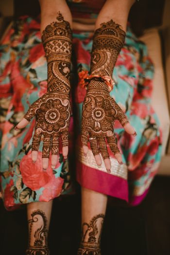 100+ Latest Mehndi Design Ideas - Bridal & Simple Mehndi Photos
