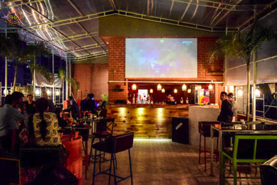 Pour House 7, Hyderabad | Banquet, Wedding venue with Prices