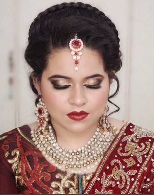 Saloni Gupta Makeover Artist - Price & Reviews | Delhi NCR Makeup Artist