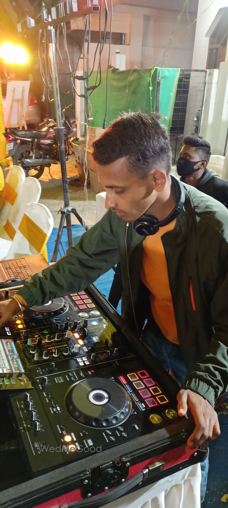Portfolio of Dj Micky | DJ in Indore - Wedmegood