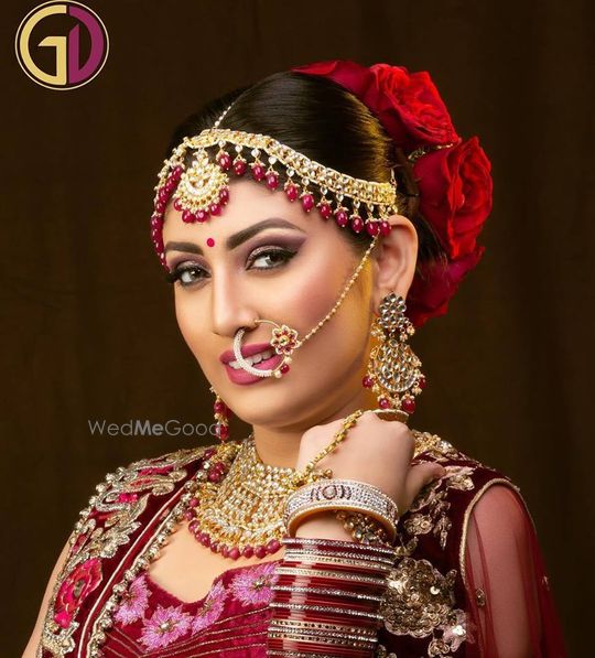 Ashima Seth's Instagram, Twitter & Facebook on IDCrawl