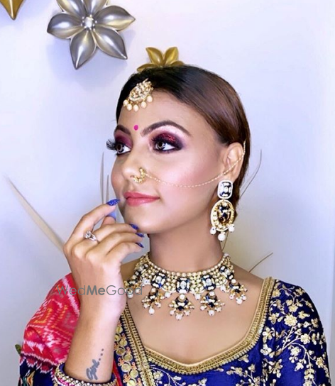 Krishna Parikh's Instagram, Twitter & Facebook on IDCrawl