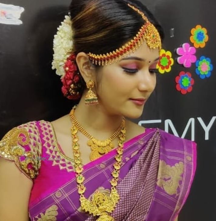 Anuprita Ranade's Instagram, Twitter & Facebook on IDCrawl