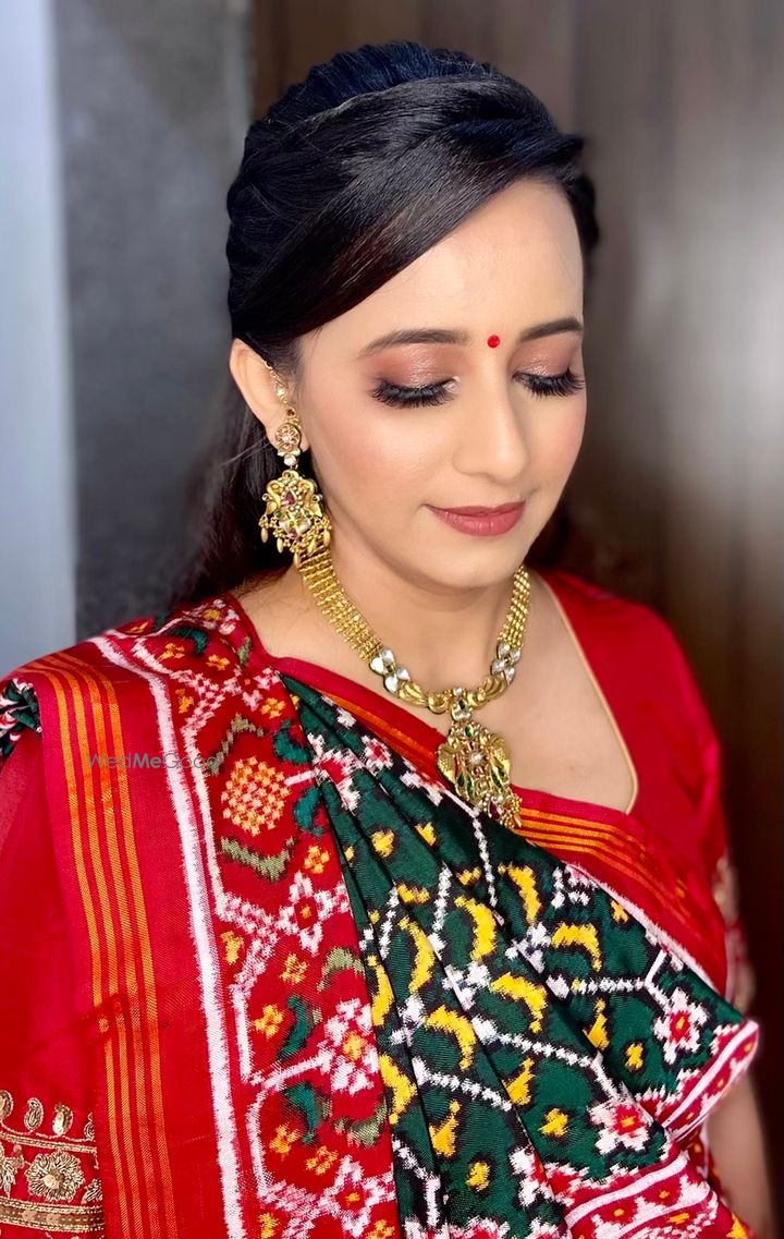 Ayushi Joshi's Instagram, Twitter & Facebook on IDCrawl