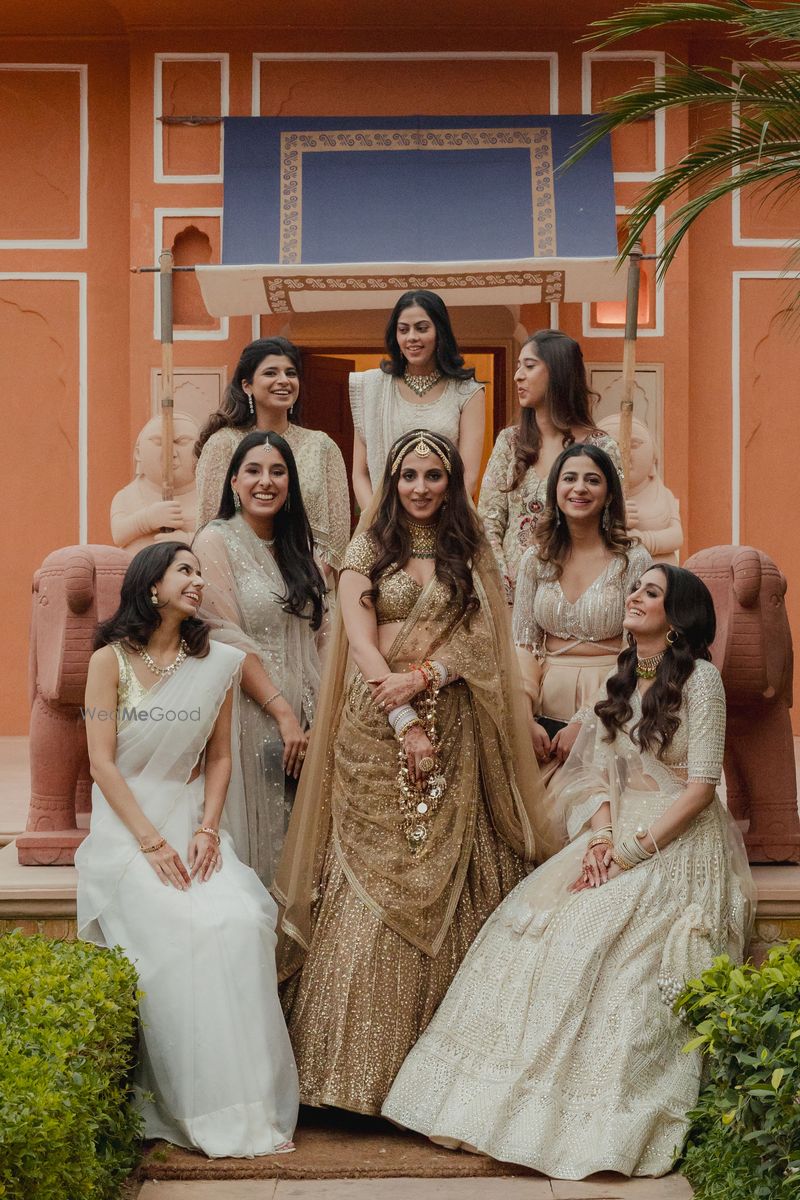 Photo of Lovely bridesmaid and bride capture with all bridesmaids co ...