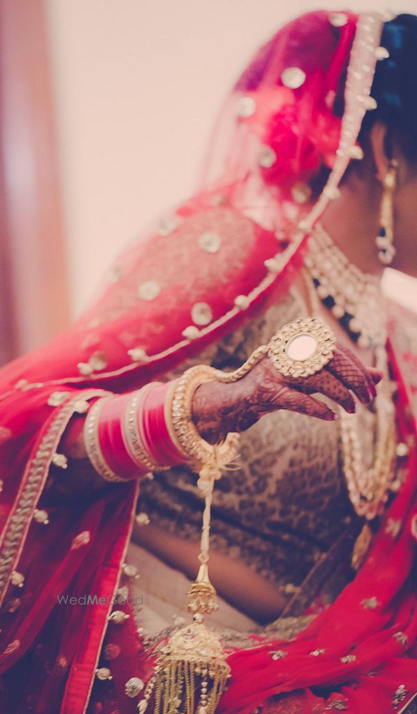 Photo of Haath phool with mirror