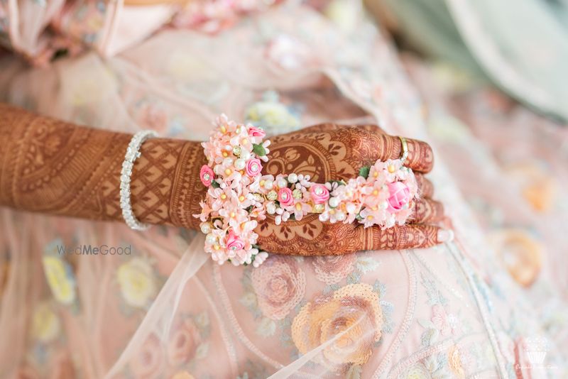 Photo of Pretty pink and white haath phool with pearl beads