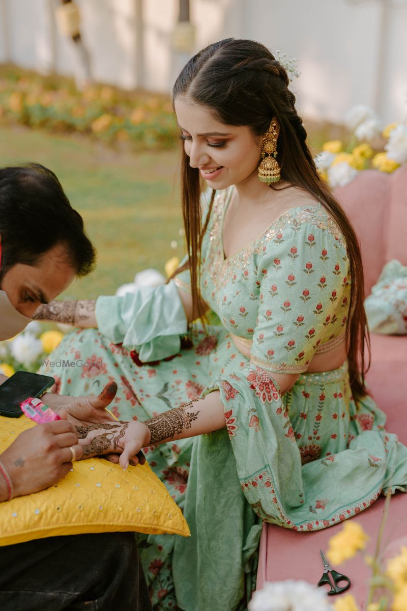 Photo of bride on her mehendi day