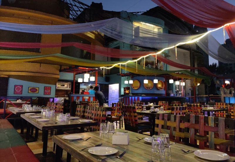 3D UFO Lounge Bar - Western Suburbs, Mumbai | Wedding Venue Cost