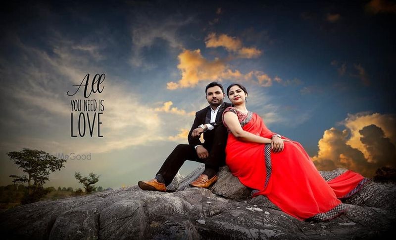 Deepak Art Studio - Price & Reviews | Nagpur Photographer
