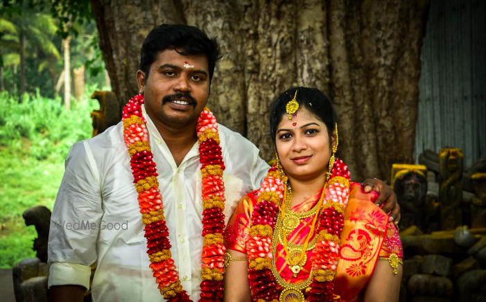 Momint Pictures - Price & Reviews | Bangalore Photographer