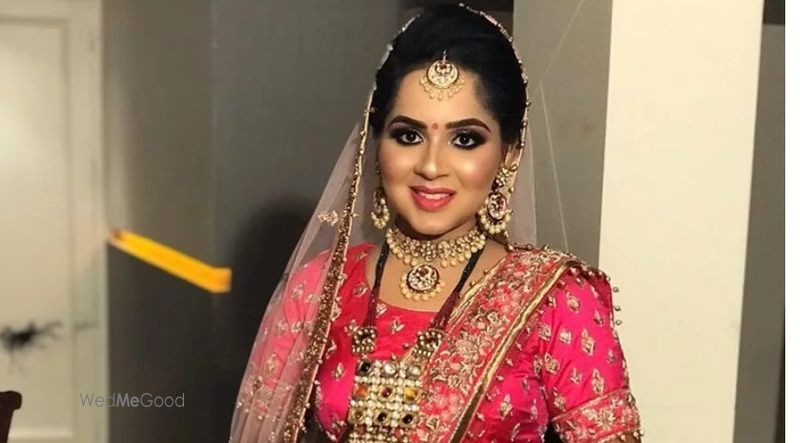 La Rose Beauty Salon - Price & Reviews | Vadodara Makeup Artist