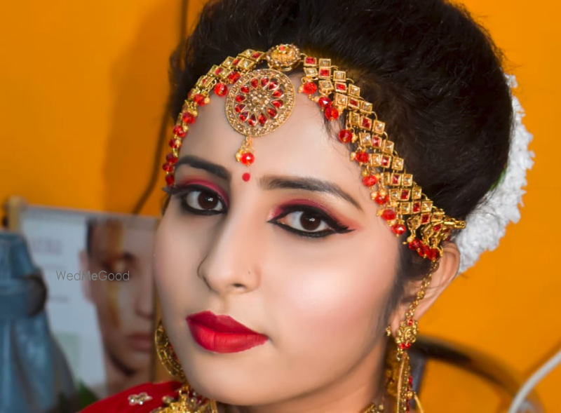 Komal Shah Makeover - Price & Reviews | Patna Makeup Artist