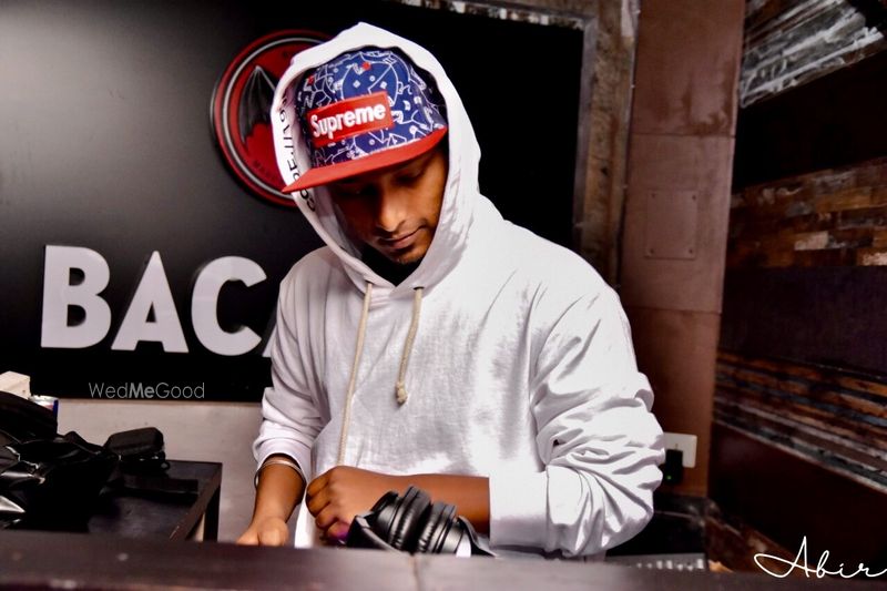 Dj Vijay - Kolkata | Price & Reviews