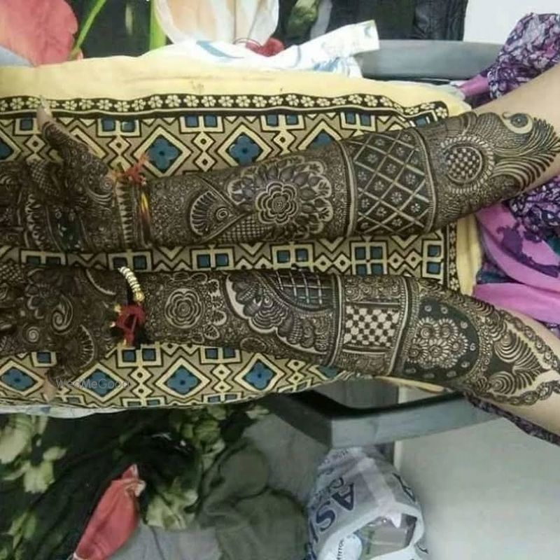 Radha Rani Mehendi Artist - Sadikpur, Patna | Price & Reviews