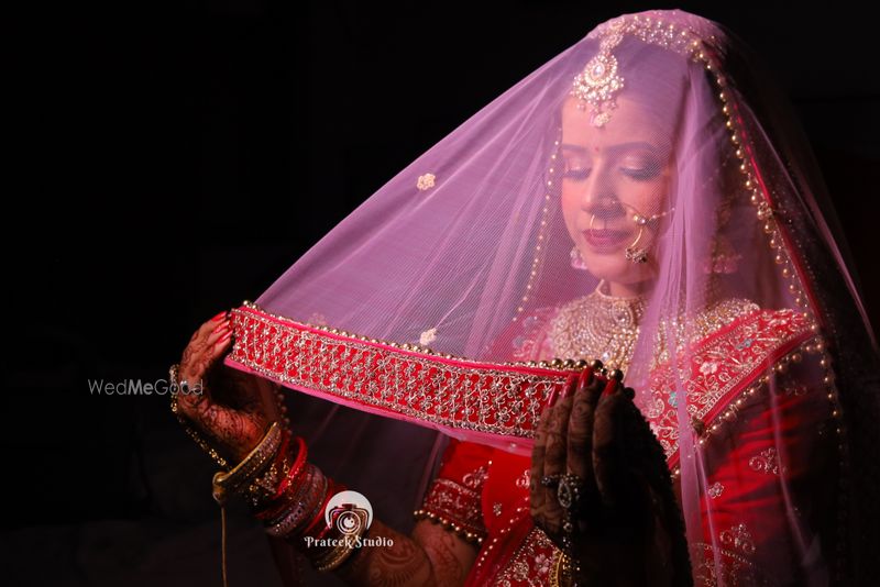 Pratik Studio - Price & Reviews | Agra Photographer