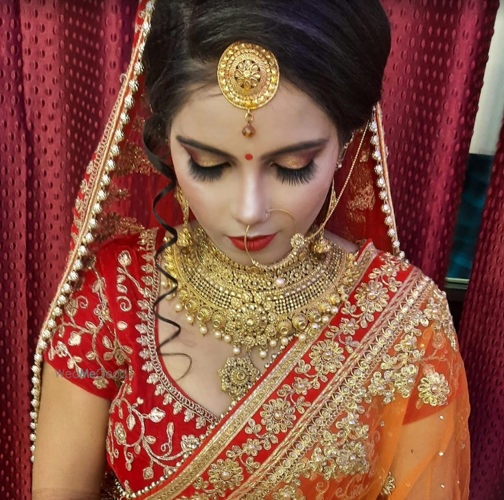 Dream Looks Beauty Parlor - Price & Reviews | Agra Makeup Artist