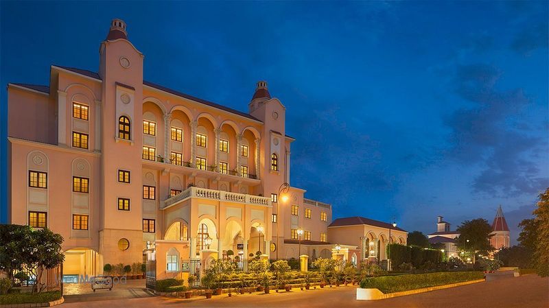 DLF Club 5 - Gurgaon, Gurgaon | Wedding Venue Cost