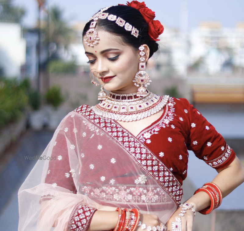 Rashmi Rathore Makeovers - Price & Reviews | Indore Makeup Artist