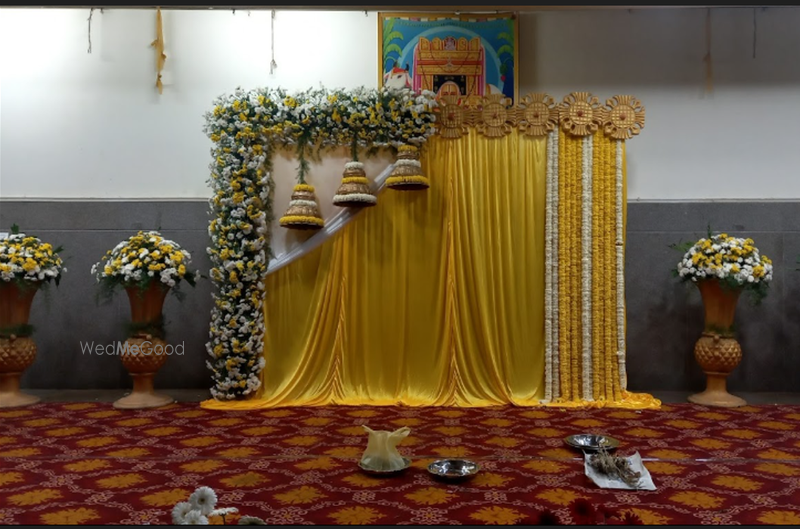 Ferns N Petals Gomtinagar - Price & Reviews | Lucknow Decorator